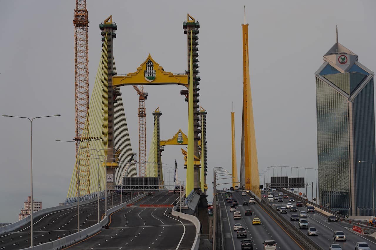 The parallel bridge to Rama 9 Bridge - We Love Steel Construction